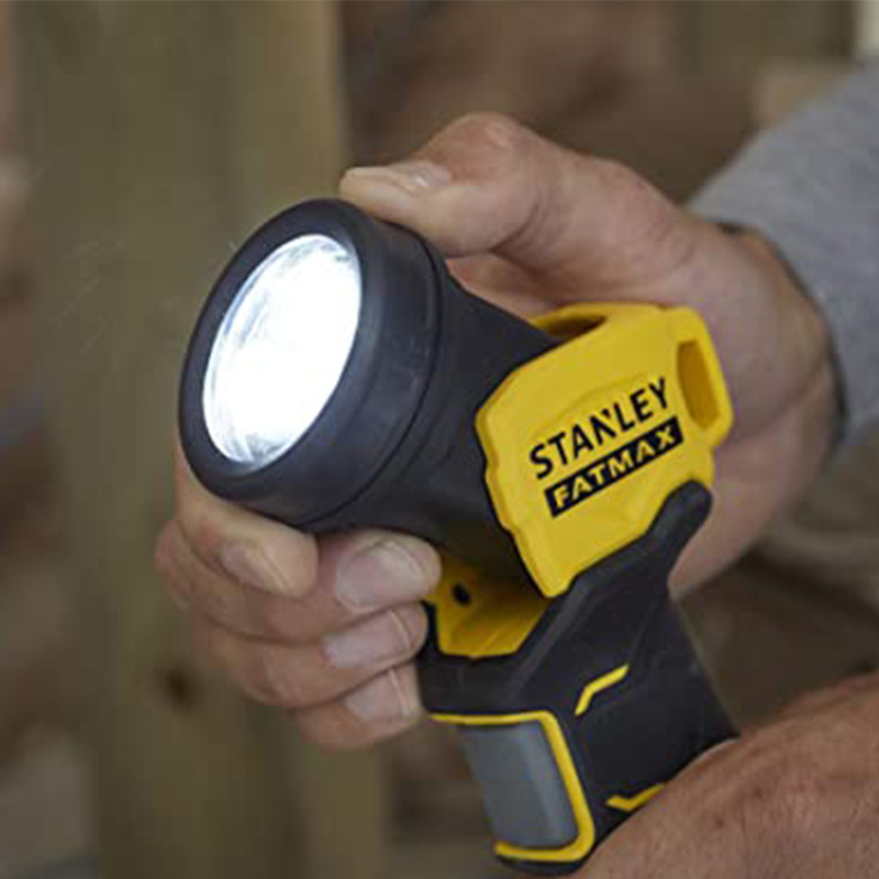 LINTERNA LED, INALAMBRICA, 20 VOLTIOS, SIN BATERIA NI CARGADOR. MARCA ...